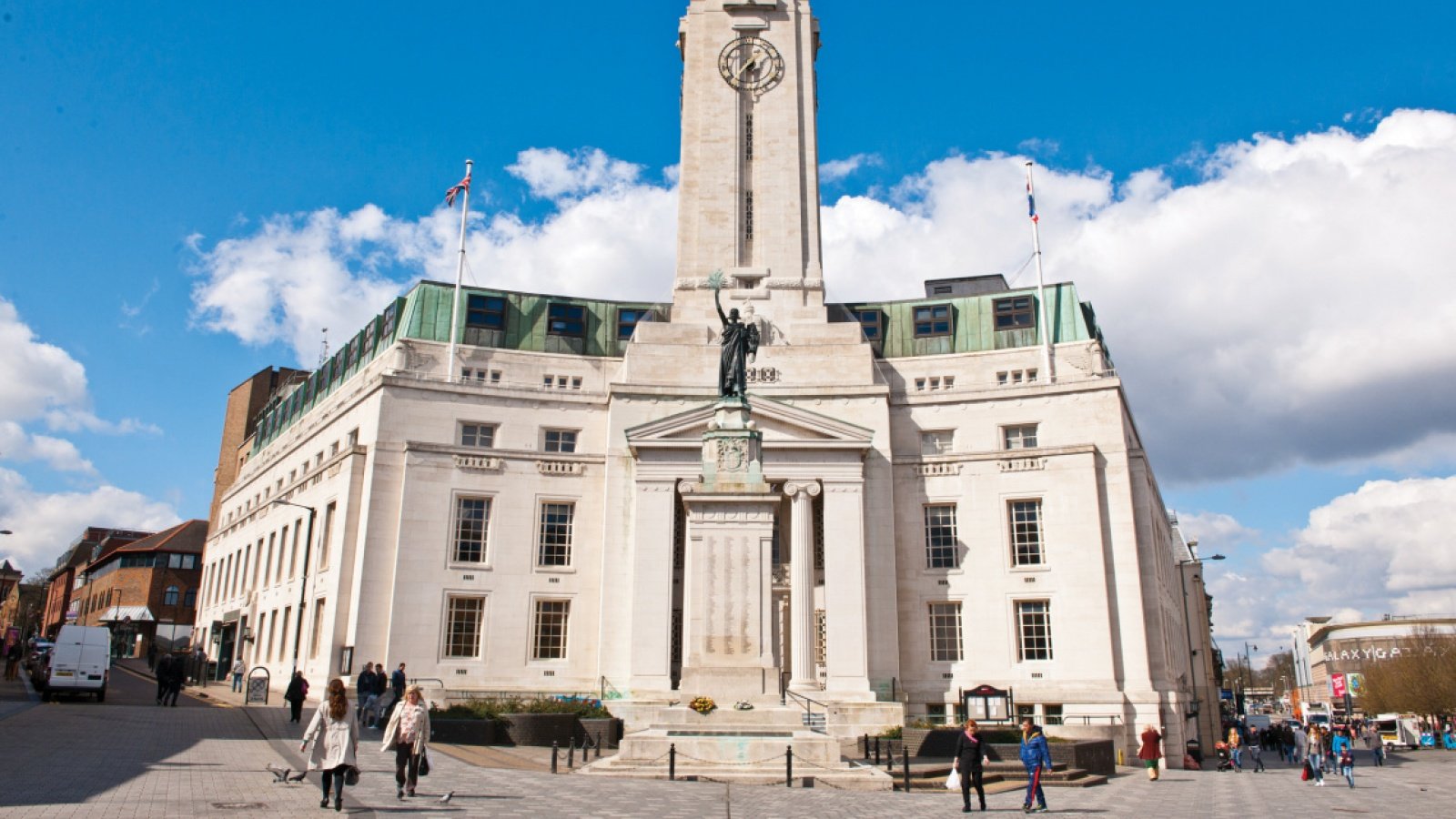 Luton is UK's Number One Property Hotspot | Galliard Homes